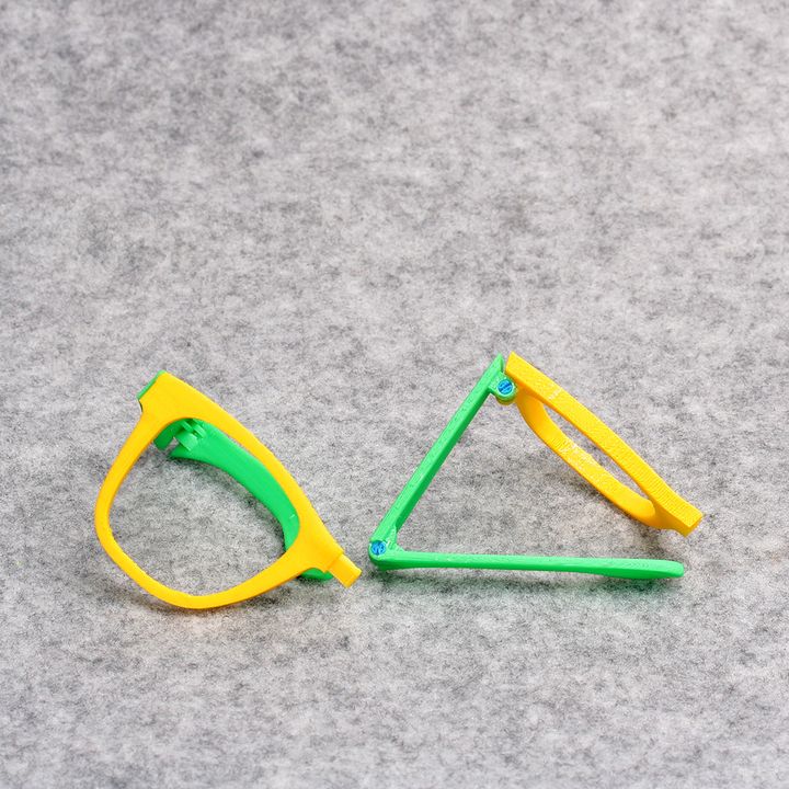 3D Printable Foldable spectacles glasses by M Badia