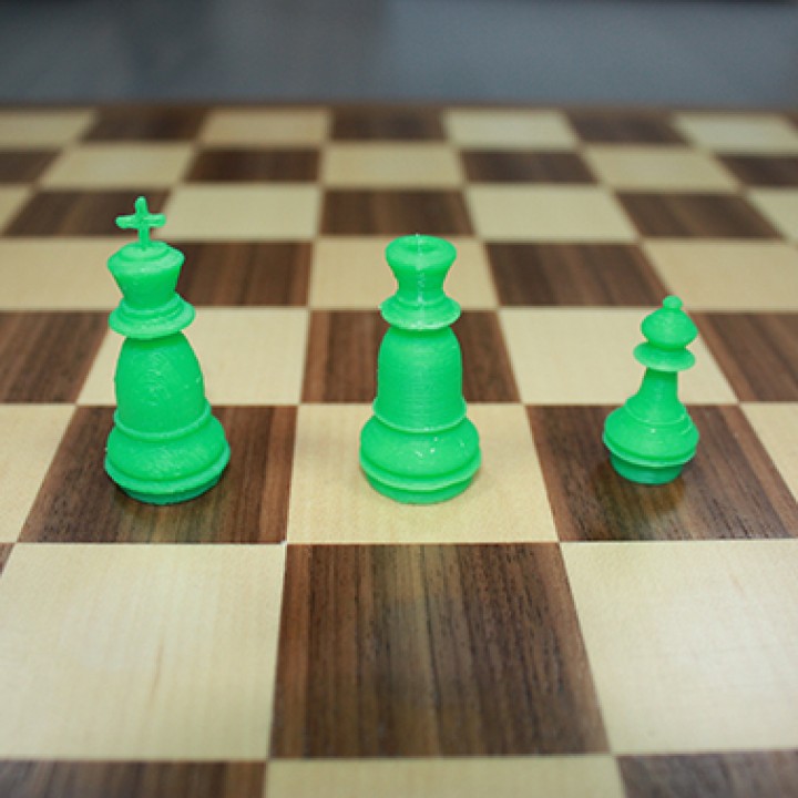 3D Printable Transformer Chess by David Poulsen