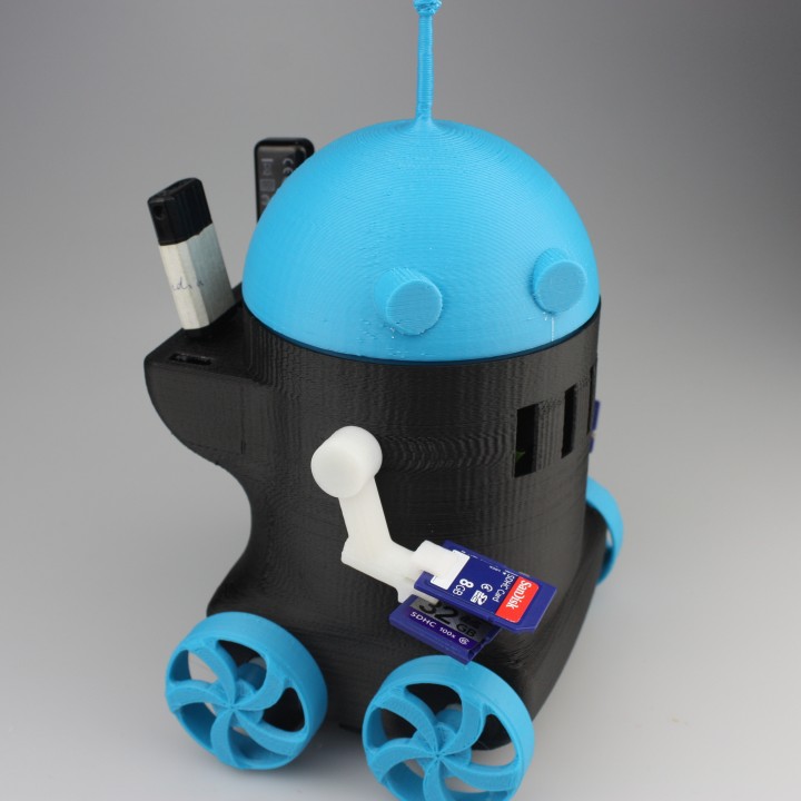 3D Printable Robbie-Robot by Jack Imakr