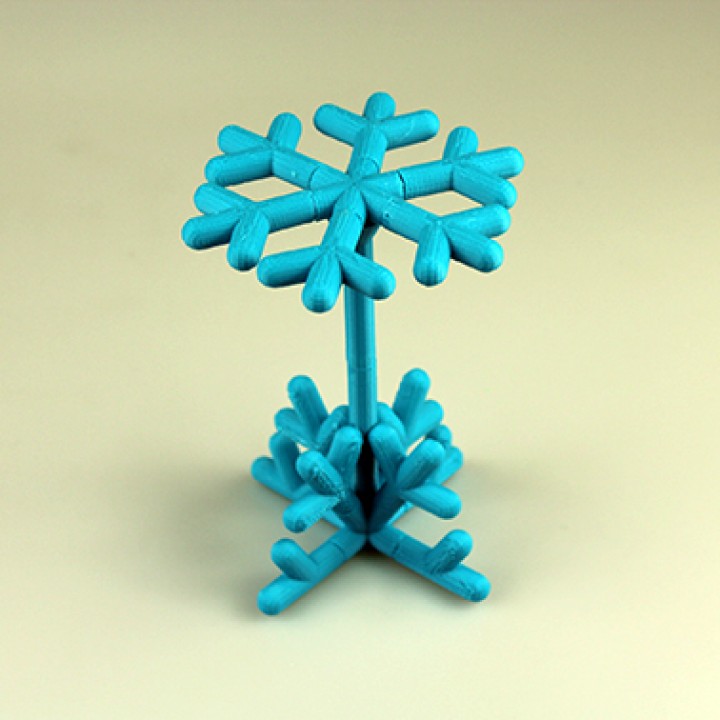 3D Printable Snow stool by Sara Leonor