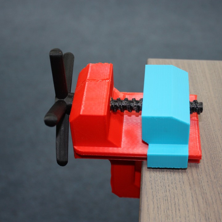 3D Printable Vice by Jack Imakr