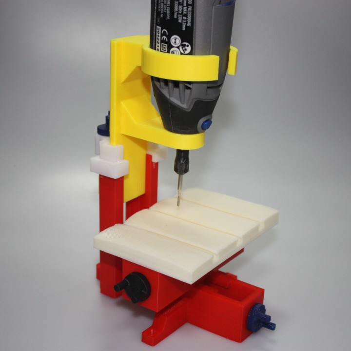 3D Printable Mini milling machine by Jack Imakr