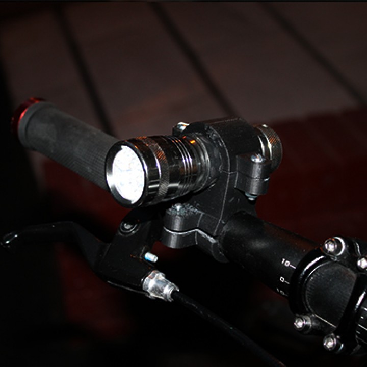 3D Printable Bike Flash Light by M Badia