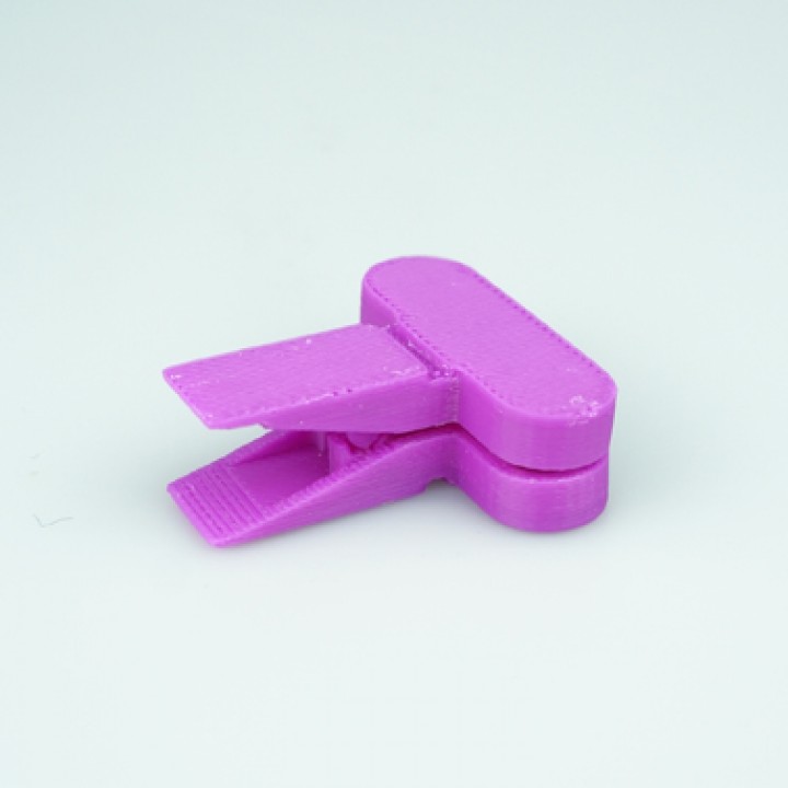 3D Printable Mini Style Bag Clip by Hector Robles