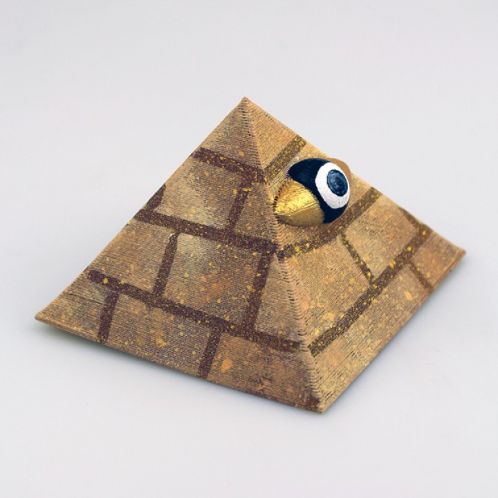 3D Printable Mythical Eye Pyramid by Rachel Lawson