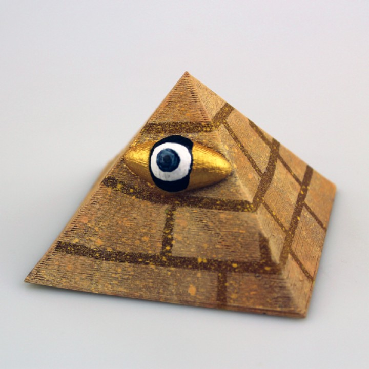 3D Printable Mythical Eye Pyramid by Rachel Lawson
