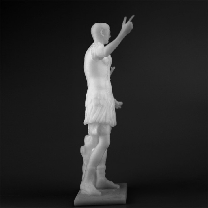 3D Printable Statue of Trajan at Tower Hill, London by Scan The World