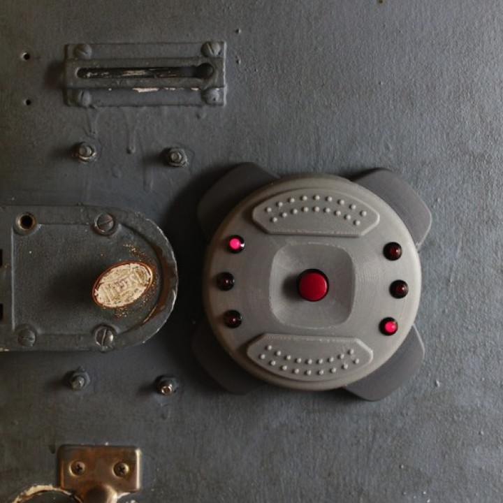 3D Printable Goldeneye 007 Remote Mine by Shane Blomberg