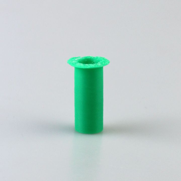 3D Printable Small cylinder plug by Ron Lukassen