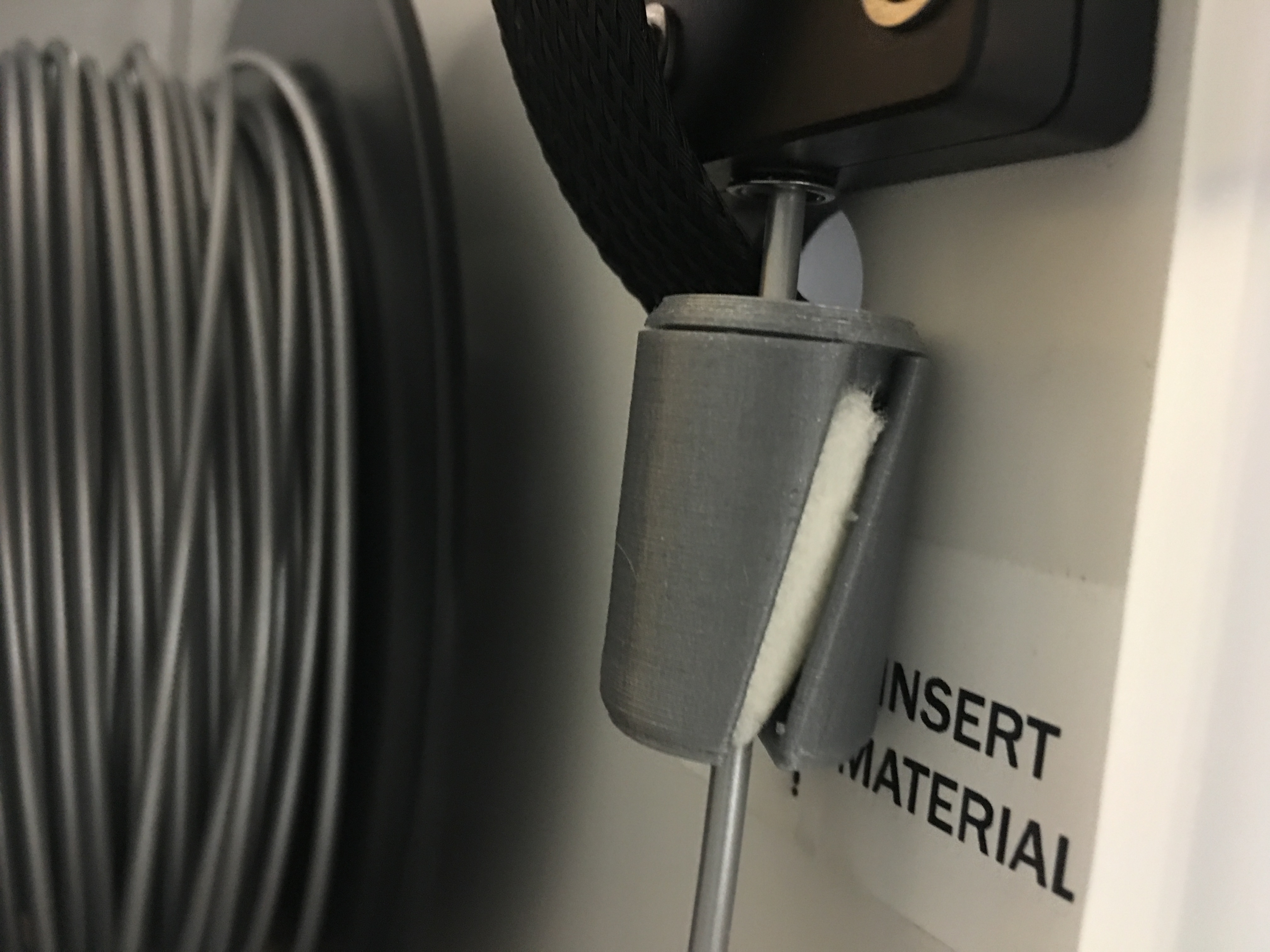 3D Printable Filament Cleaner by Stewart Davies