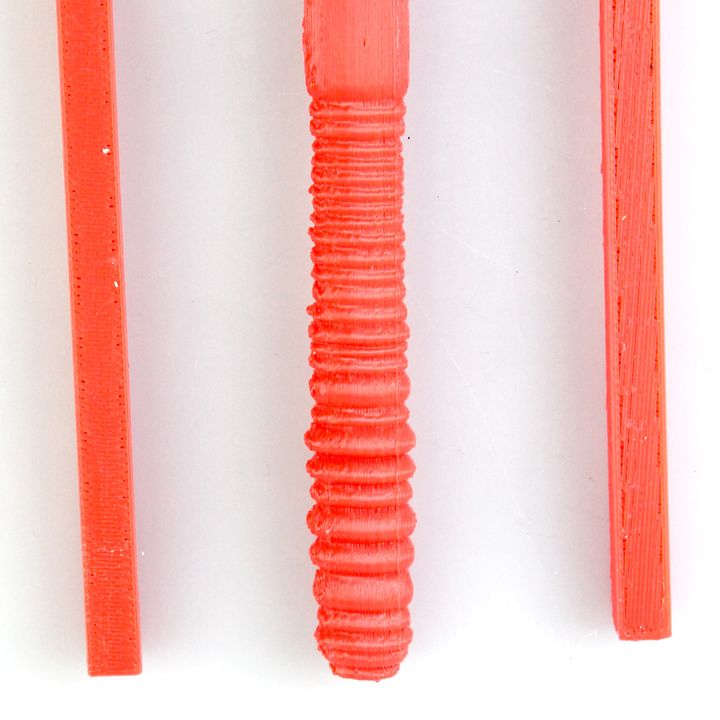 3D Printable Worm Straw by Emilie Lanoue