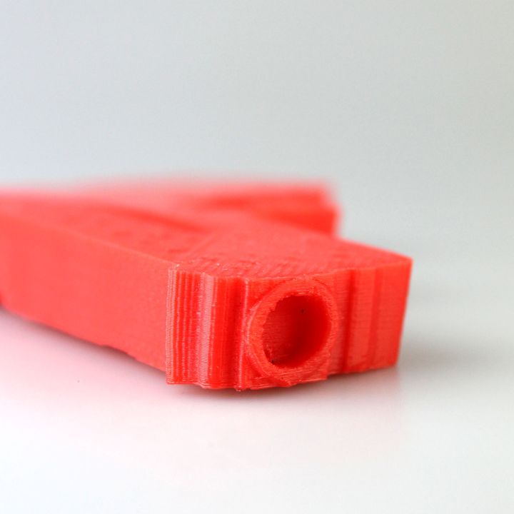 3D Printable Chip Clip by Assi Grossman