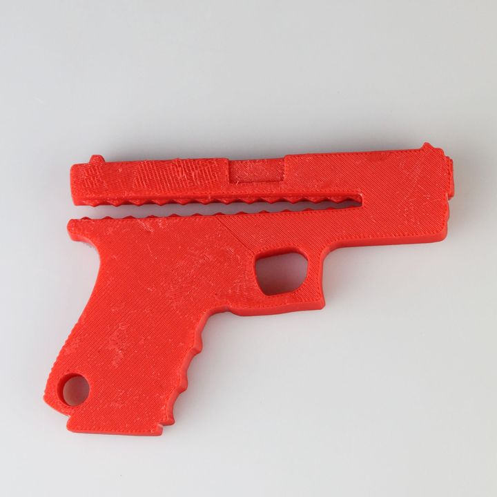 3D Printable Chip Clip by Assi Grossman
