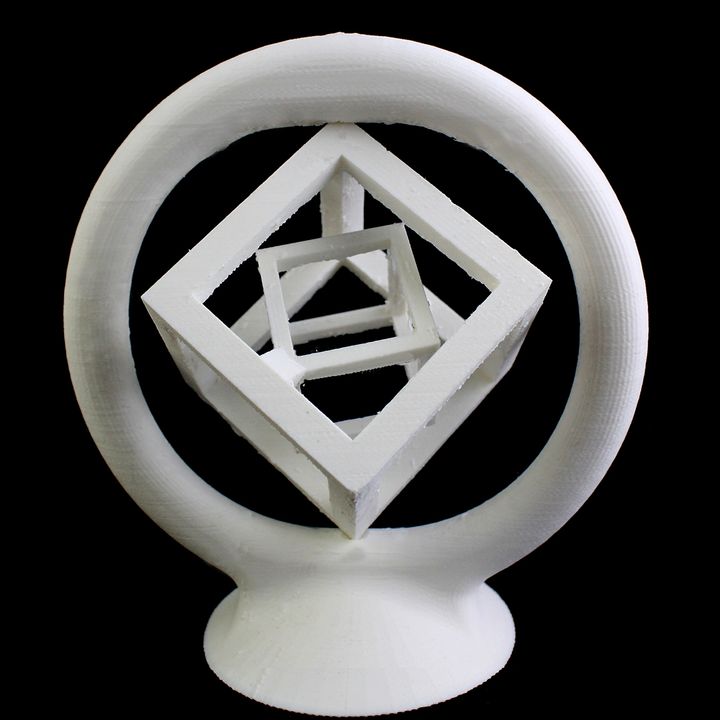 3D Printable Spinning cubes by Kirby Downey