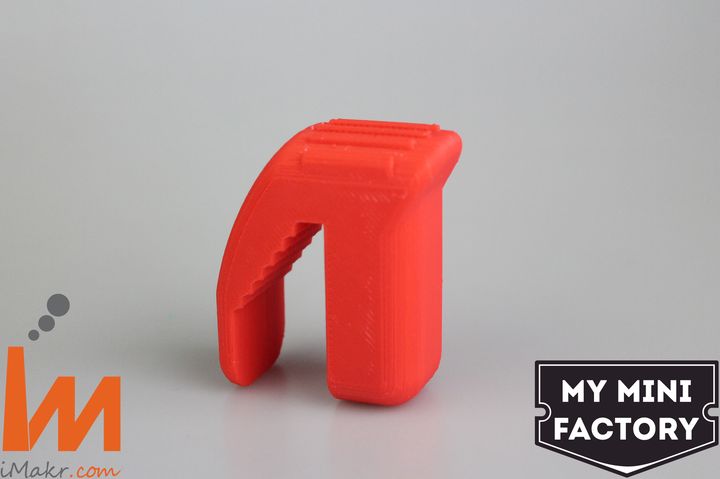 3D Printable Knee Defender by Kirby Downey