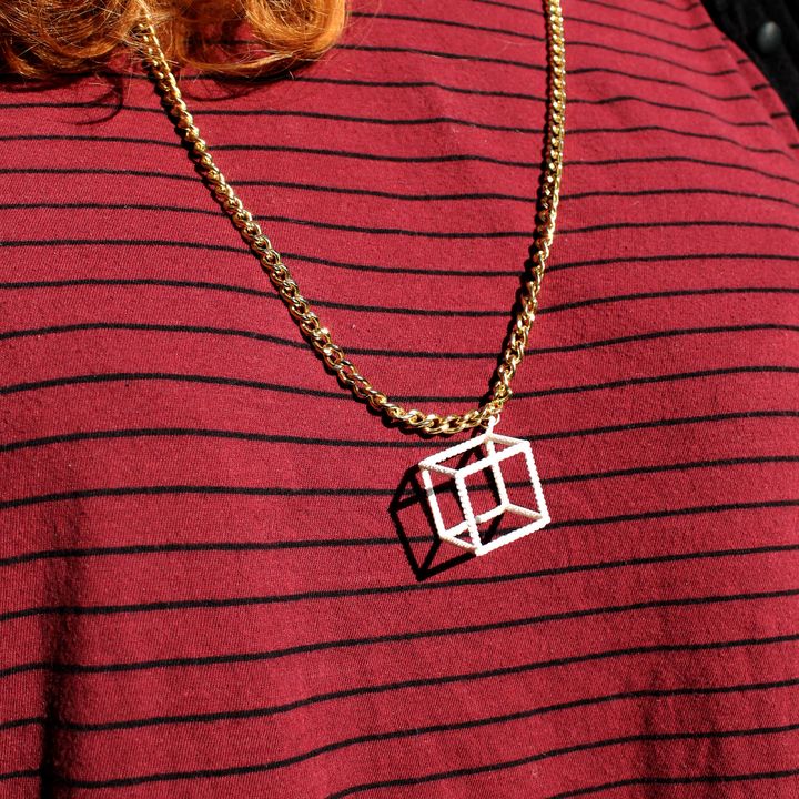 3D Printable Cube Pendant by muguet