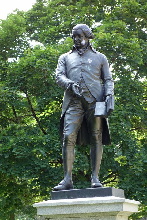 3D Printable Robert Raikes at Whitehall Gardens, London by Scan The World