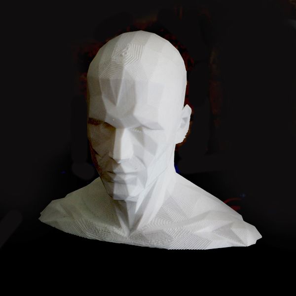 3D Printable Low poly HEAD - remix by Franc Falco