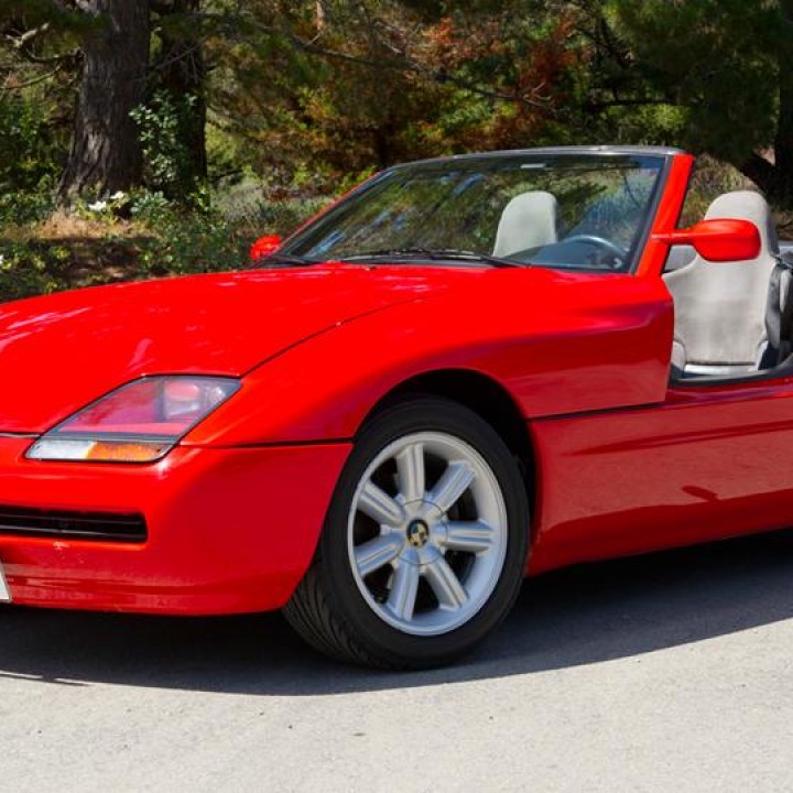 3D Printable BMW Z1 by Felipe Pinzón Mallol