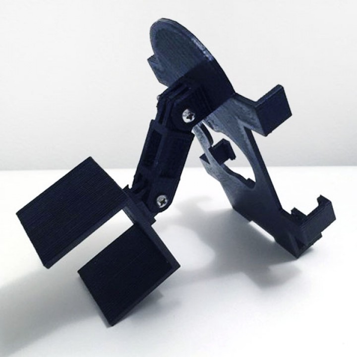 3D Printable iPhone 6 Plus CAR Dock by ANKIT JAIN