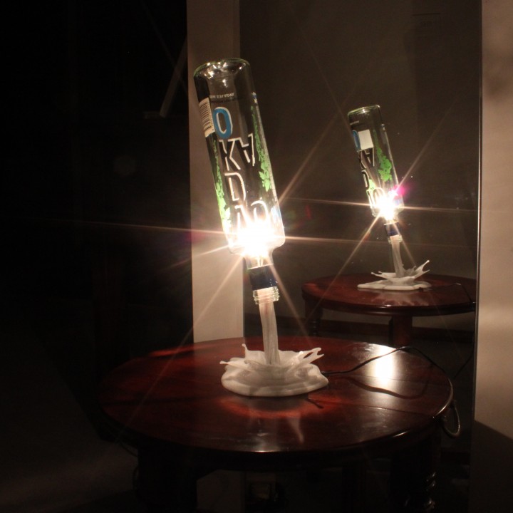 3D Printable SplashLIGHT by Avooq Creations.