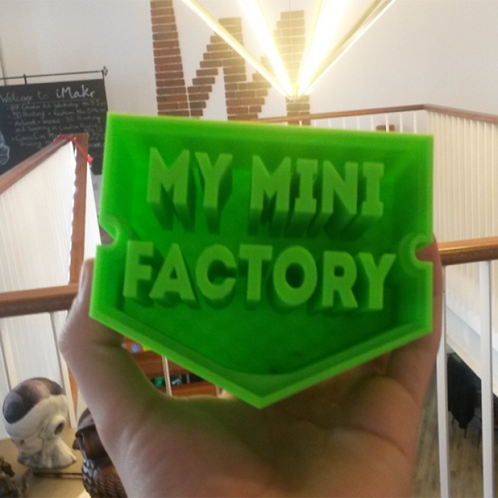 3D Printable My Mini Factory Cardholder by Sebastian de Cabo Portugal
