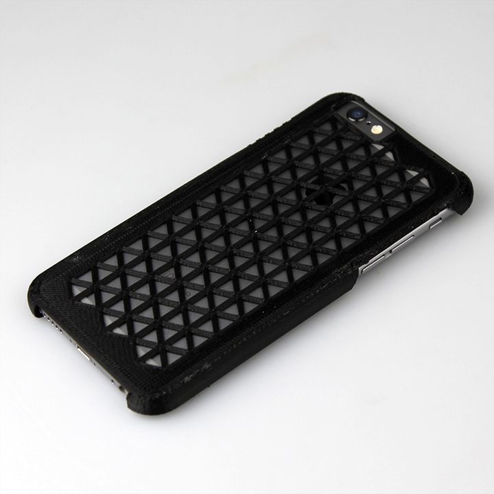 3D Printable Triangles iphone 6/6S case by M Badia