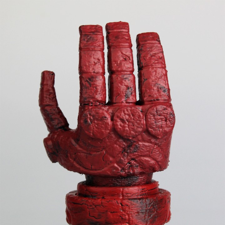 3D Printable Right Hand of Doom (Hellboy) by Fabio Bautista