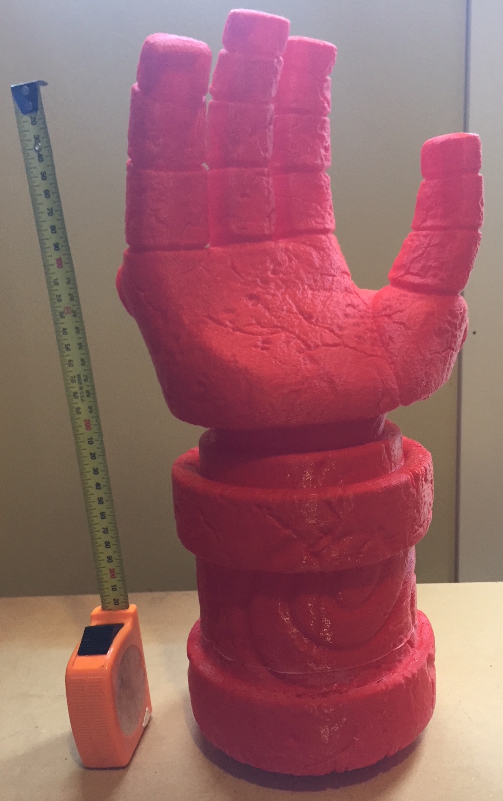 3D Printable Right Hand of Doom (Hellboy) by Fabio Bautista
