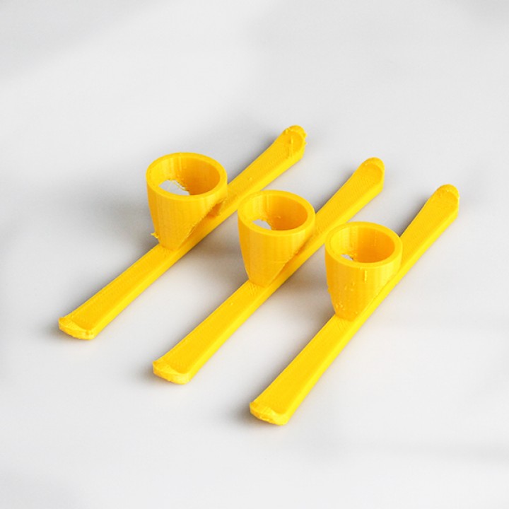 3D Printable finger skis by Chase DeVries
