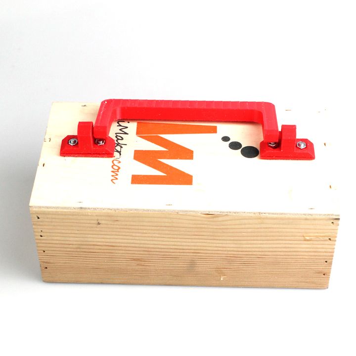 3D Printable Case Handle by phillip bennett