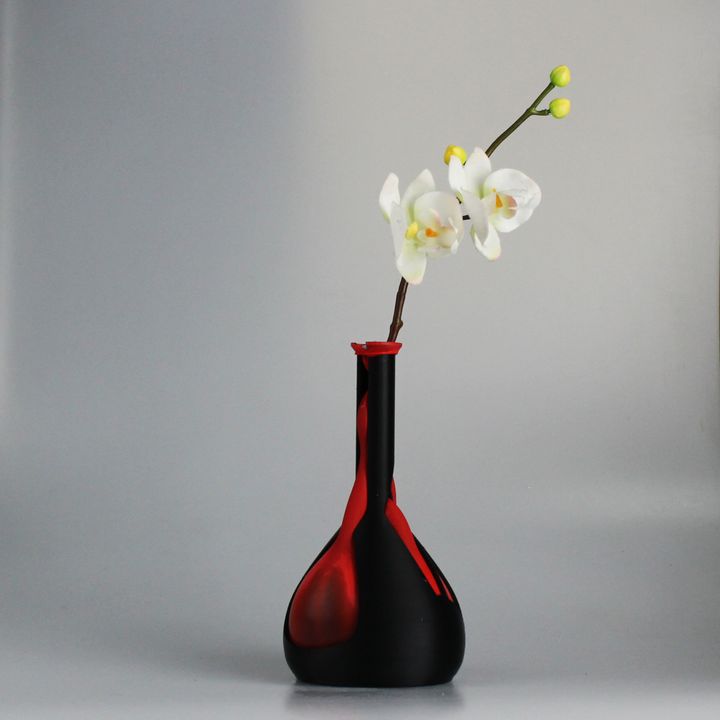 3D Printable Round-bottom Flask Vase by M Badia