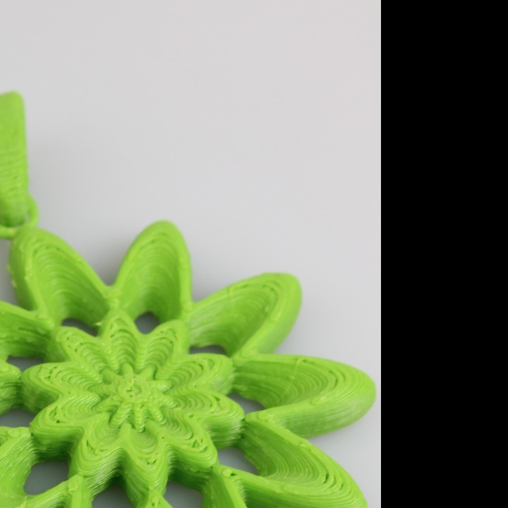 3D Printable Flower pendant by a a