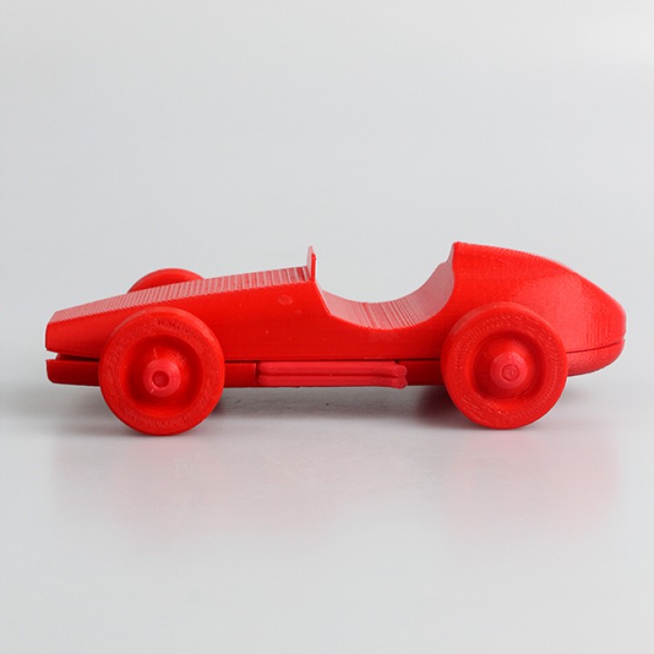 3D Printable Little Race Car by christian.c