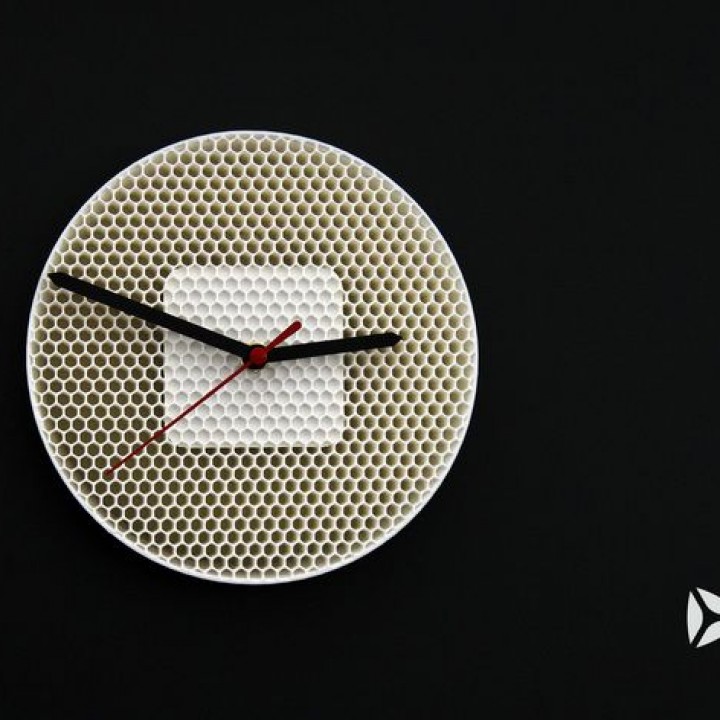3D Printable Structure Clock by Be3D printers