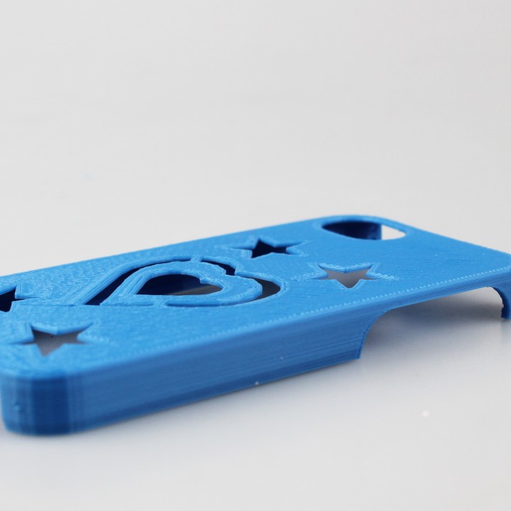 3D Printable iphone 4 or 4s case by heuls edouard