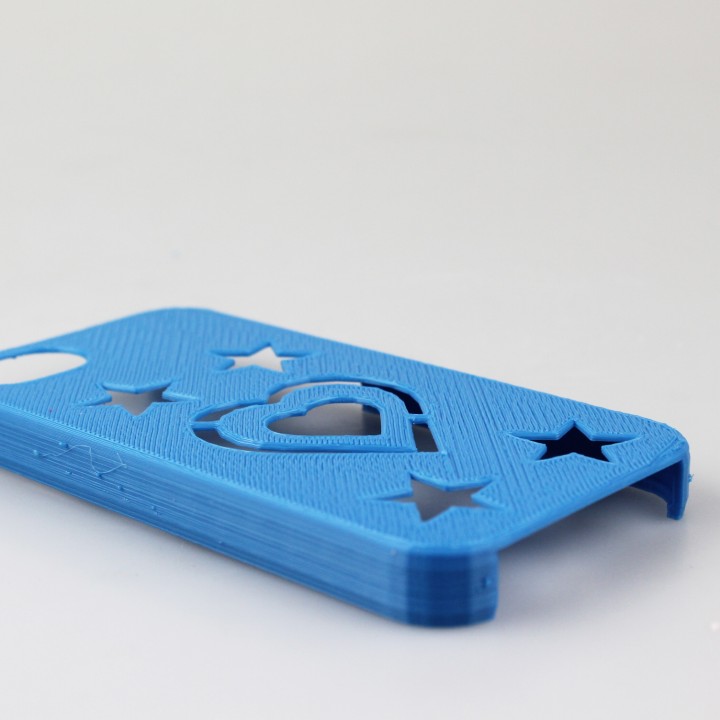 3D Printable iphone 4 or 4s case by heuls edouard