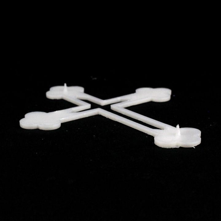 3D Printable Victorian Cross Tie-pin by Zaid Macci