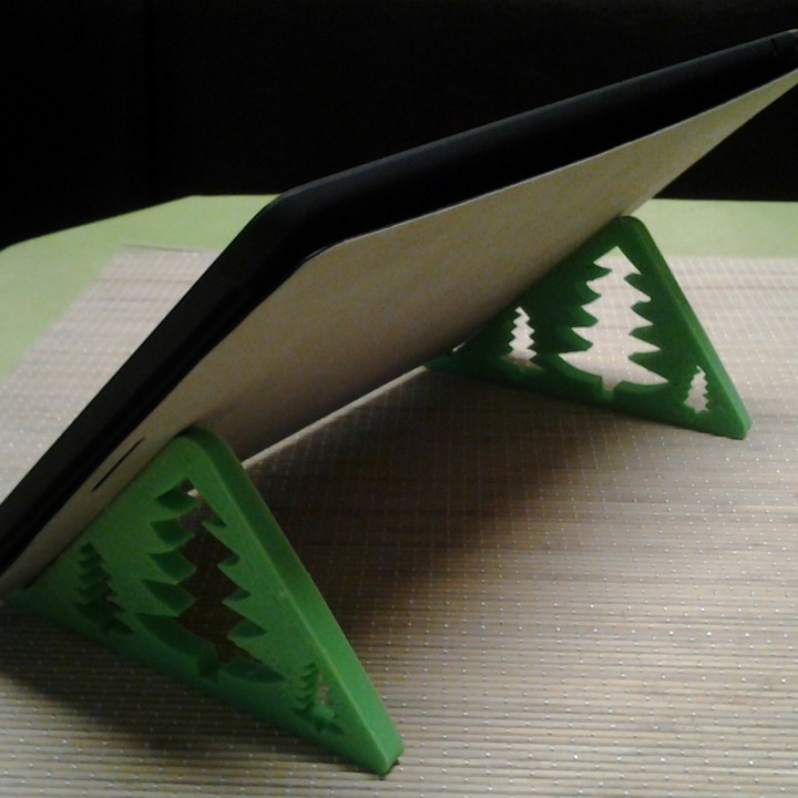3D Printable Tablet Stand by alexandru flueras