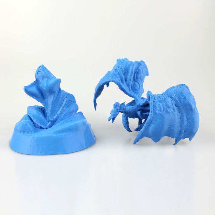 3D Printable Hatching Dragon by Christin Apostel