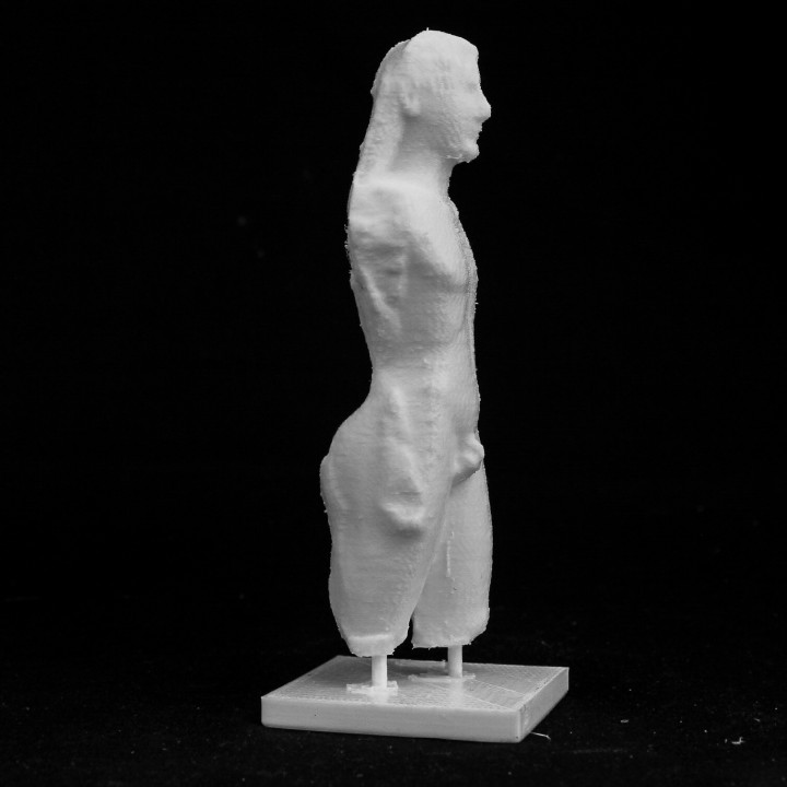 3D Printable Standing Male Figure at The British Museum, London by Scan ...