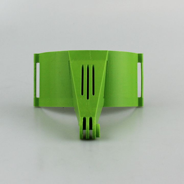 3D Printable GoPro leg mount for snowboarding by Jan Vanek