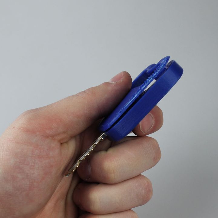 3D Printable Key adapter for disabled by Luca Parmegiani