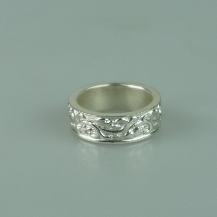 3D Printable Engraved Ring by Murat Bozer