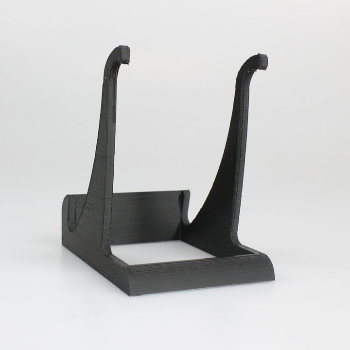 3D Printable Tablet stand by Natal Gusmão Mendes