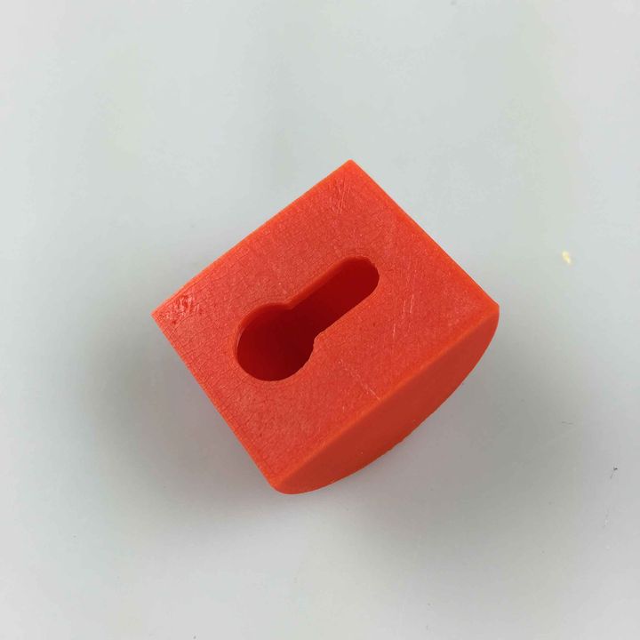 3D Printable Keyhole Slot by Lloyd Bolts