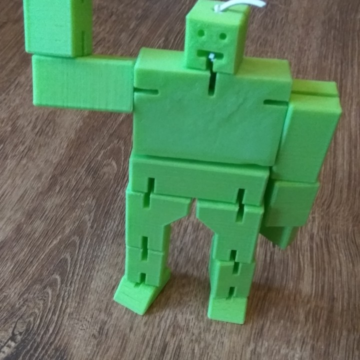 3D Print of SMALL CUBE ROBOT by Stolarski