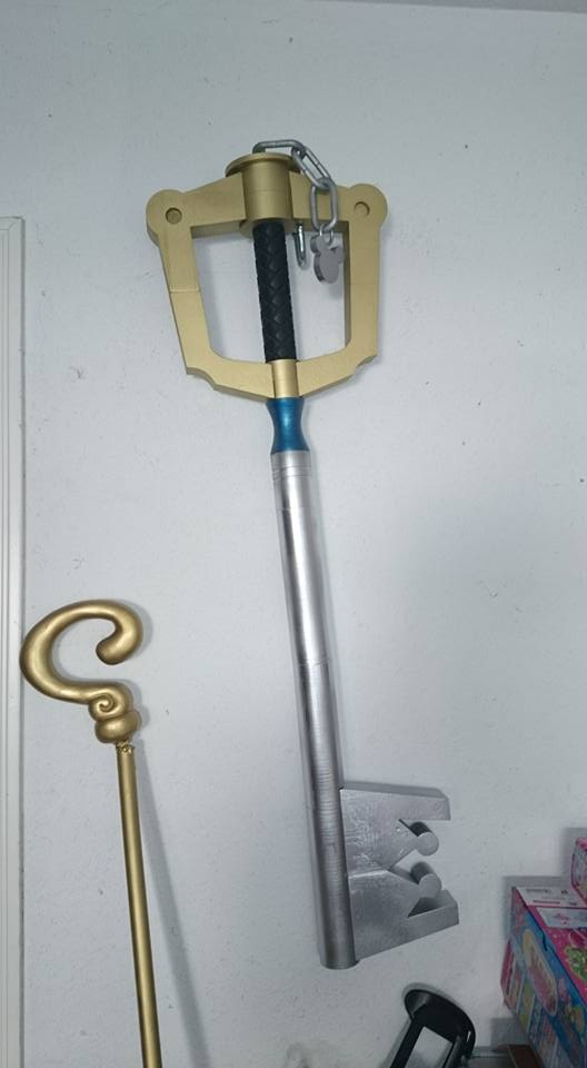 3D Printable Kingdom Hearts Keyblade by Simone Fontana