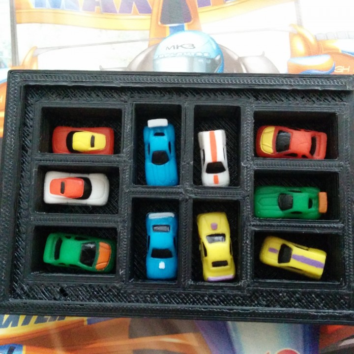 3D Printable Formula D car box by Matej Capkovic