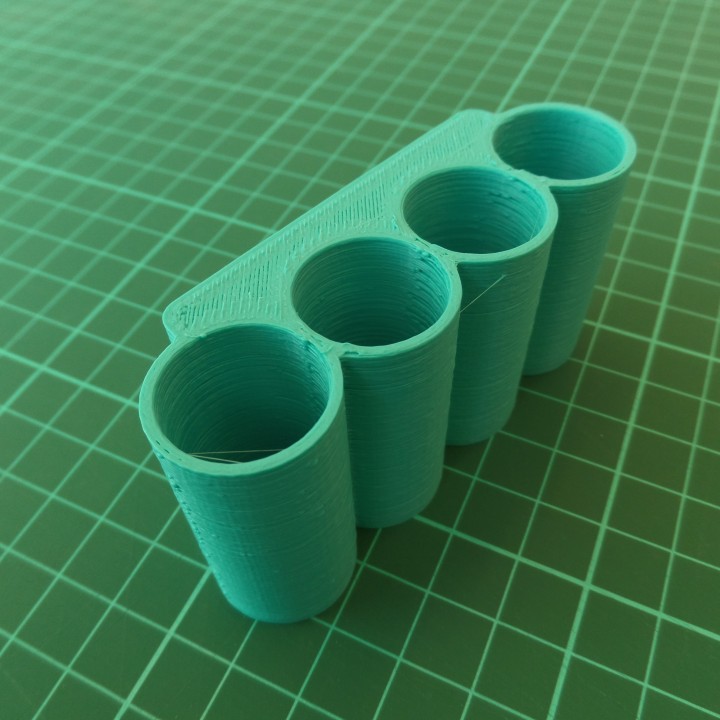 3D Printable Marker Holder by João Nuno Monteiro dos Santos